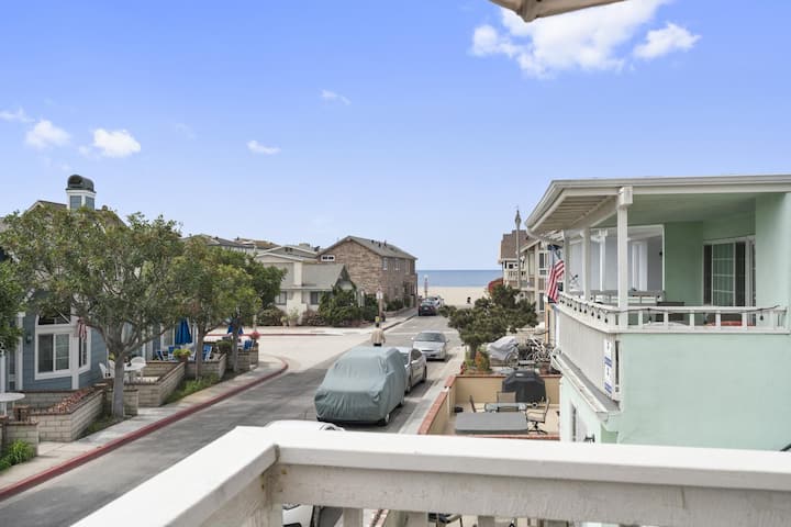 Upstairs Ocean View Condo | Multiple Patios! - Newport Beach, CA