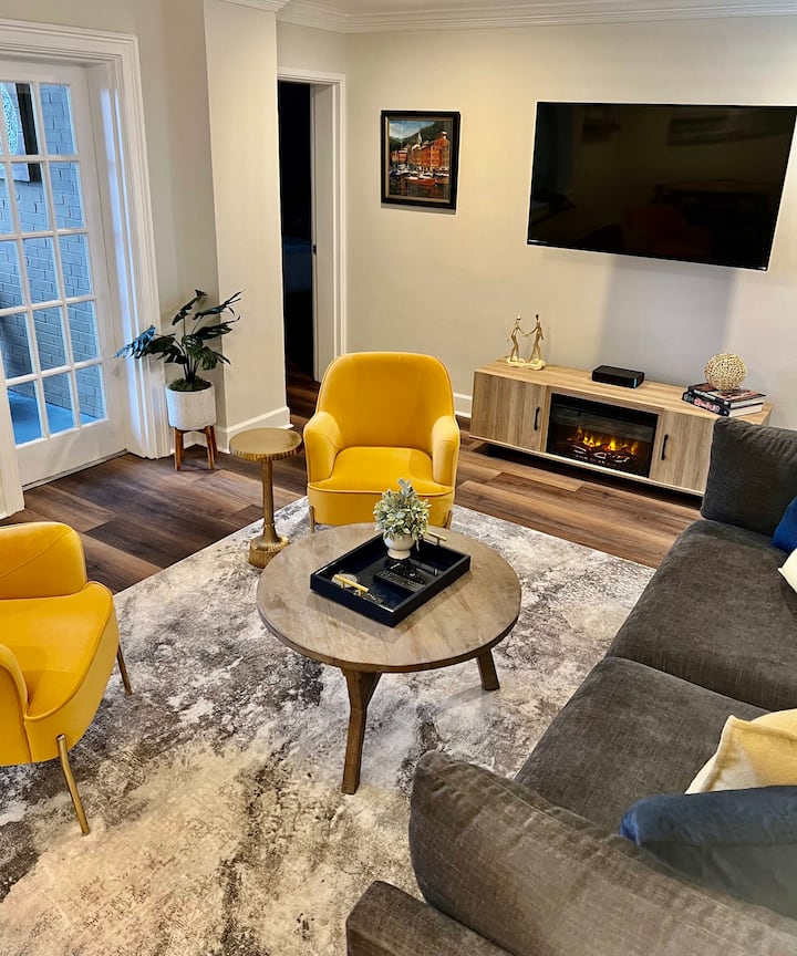 21g Rare 2br 2ba Downtown Atlanta Hotel District! - Atlanta