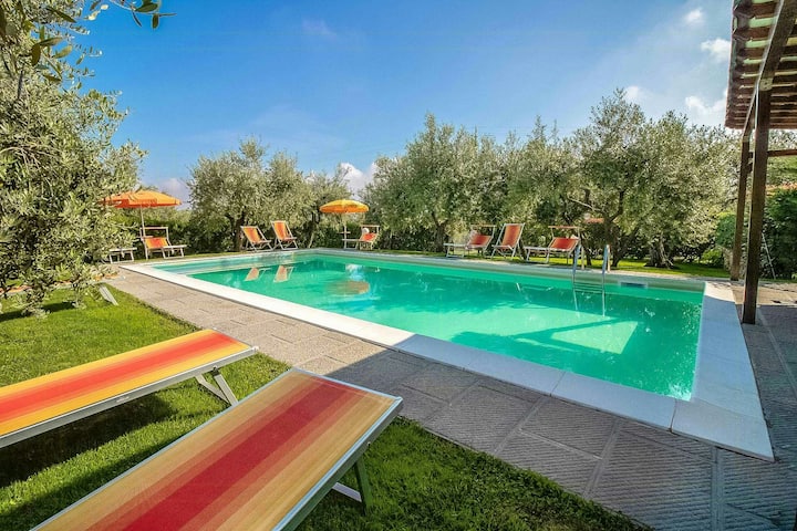 Apartment With Pool And Private Terrace In Tuscany - Altopascio