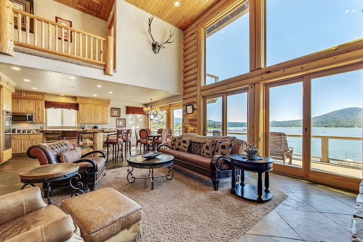 The Grand On The Shore: Pool Table!hot Tub!luxury! - Big Bear, CA