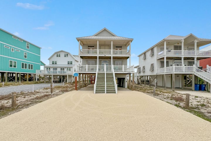 Good Winds | Beach Access + Nearby Amenities - Gulf Shores, AL