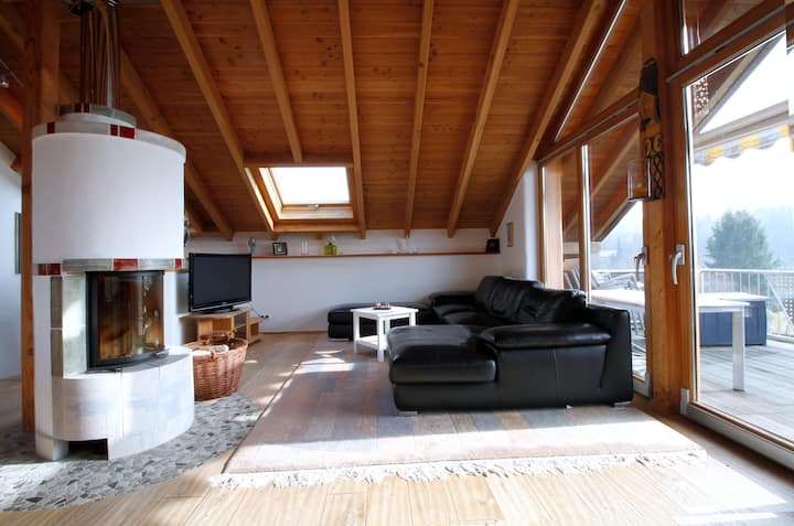 Großzügige Ferienwohnung Im Grünen - Hauenstein