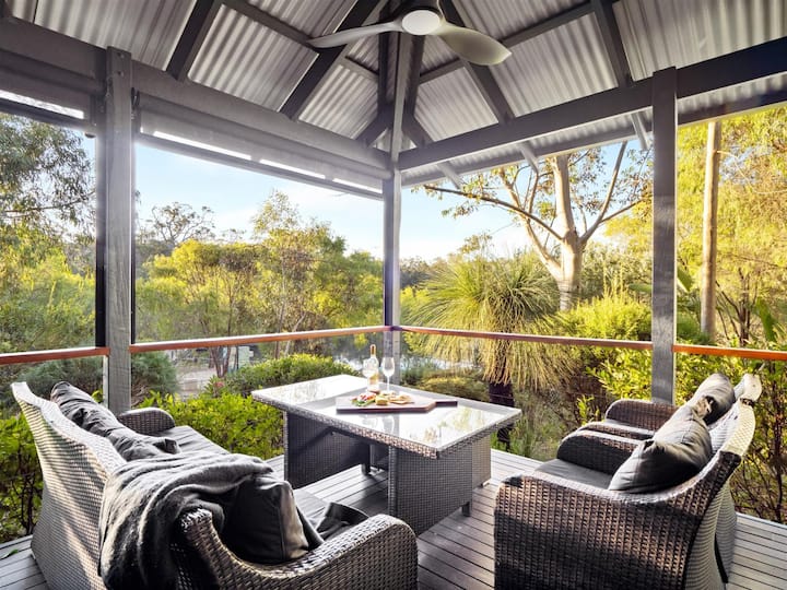 Abundance | Sophisticated Luxury | River Views - Margaret River