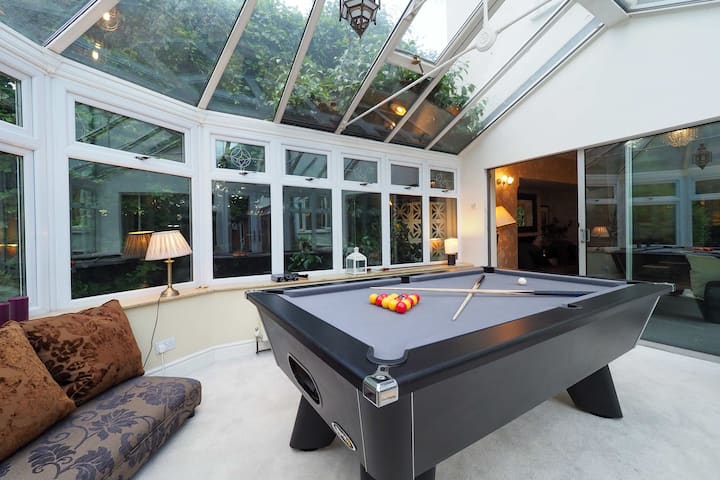 7-9 Beds | Singles/doubles 7 Car Spots! - Qmc - Dunkirk - Nottingham