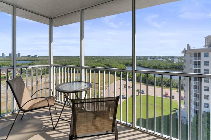 Penthouse On The Bay - Beach And Tennis 4002 - Bonita Springs, FL