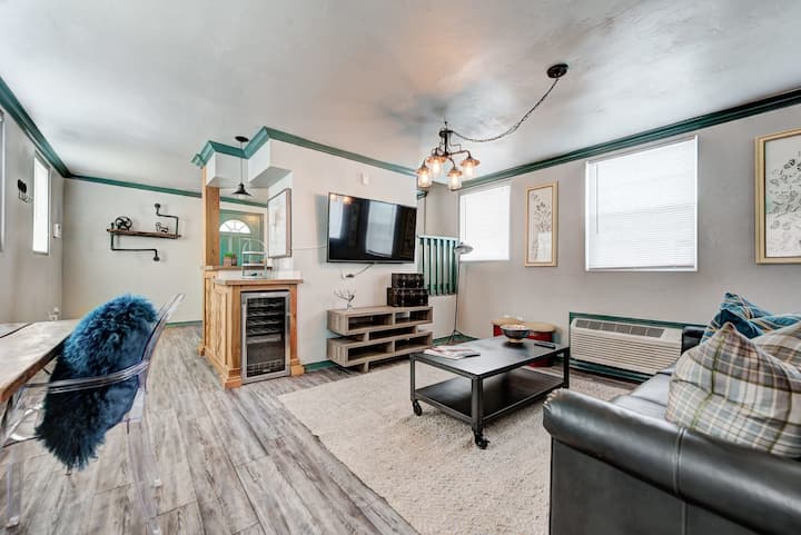 Indie Escape 1,blocks Away From Plaza District - Oklahoma City, OK