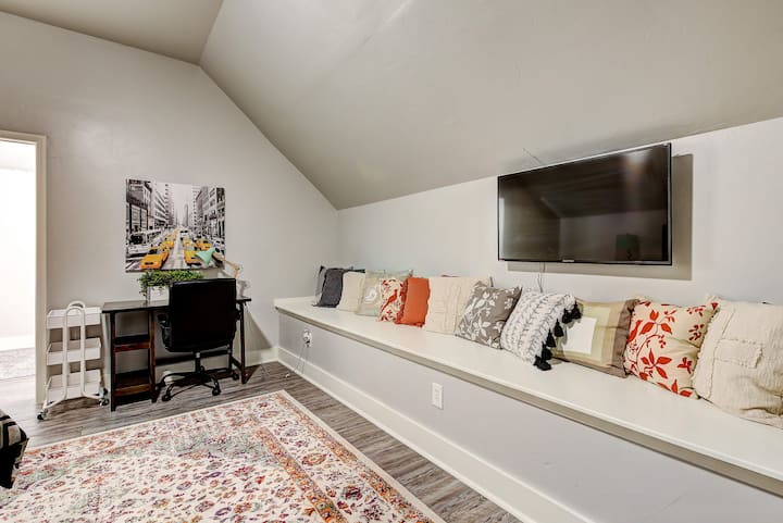 Indie Escape-2 In 1- Stone’s Throw To The Plaza - Oklahoma City, OK