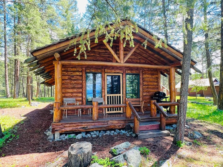 Elk Crest Cabin, Perfect Getaway In The Woods - Bigfork, MT