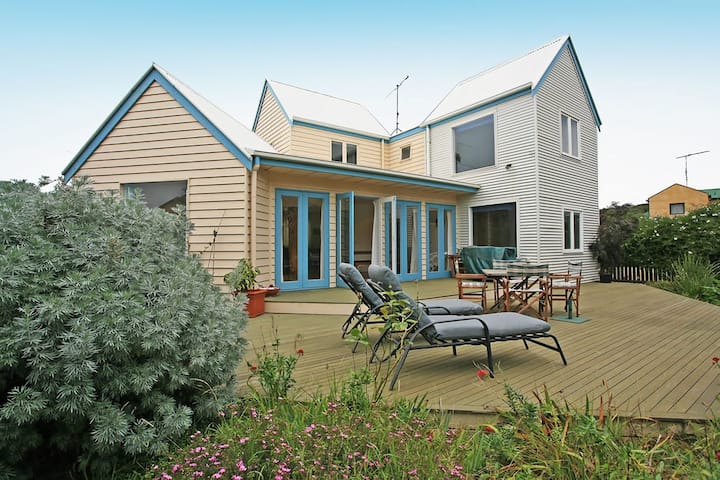 Coastal Hideaway I Pet Friendly I Walk To Shops - Aireys Inlet