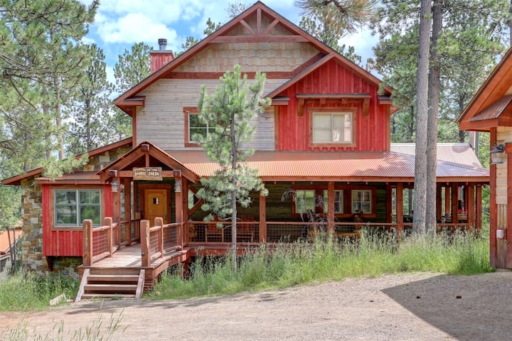 Ore Car Lodge - Deadwood, SD