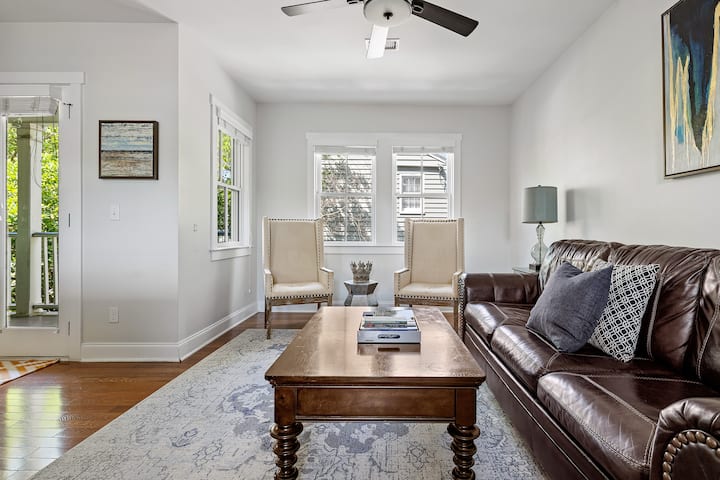 Perfect Location | Emerald House - Charleston, SC