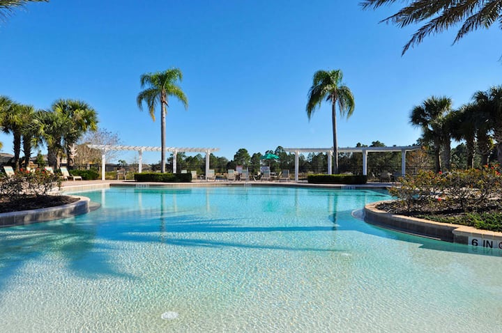 Awesome Villa 4 Bedroom Disney Area Pool Home - 대븐포트