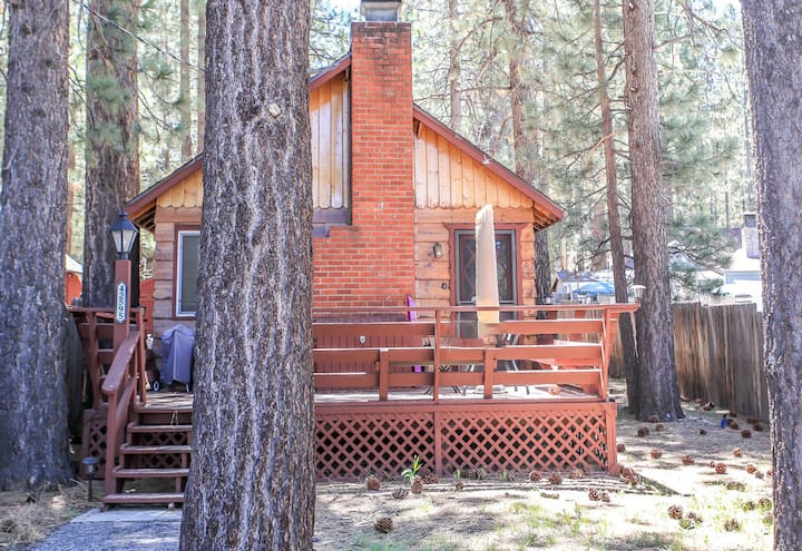 Cottage In The Pines - 大熊湖