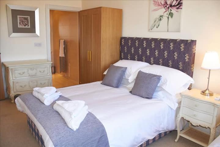 The Seascape Suite - Southport