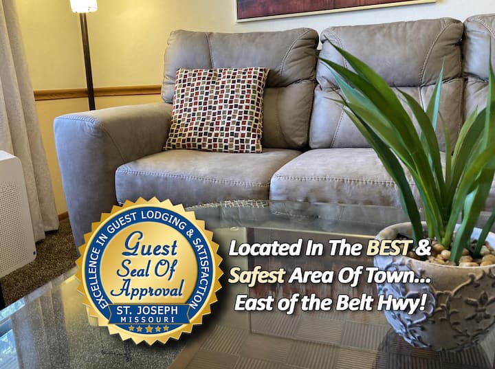 Great Location! Very Clean 1-bedroom Townhouse - Saint Joseph, MO