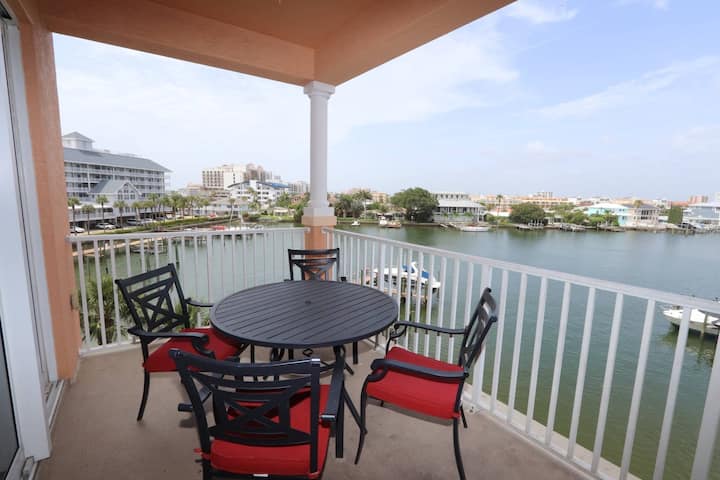 Se Admiten Mascotas Frente Al Mar, Wi-fi Y Cable Gratuitos, Piscina, Equipo De Playa, W / D, Estacionamiento- 403 Harborview Grande - Clearwater Beach, FL