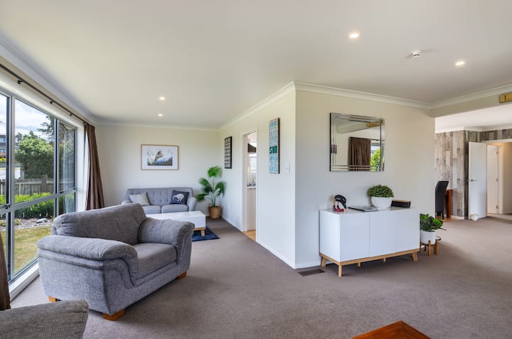 Kaihua Cottage - Family Friendly Home With Wifi - Taupo