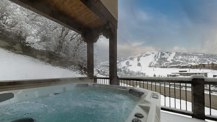 Luxury + Hot Tub + Close To Skiing - Storm Peak Chalet - Steamboat Springs, CO