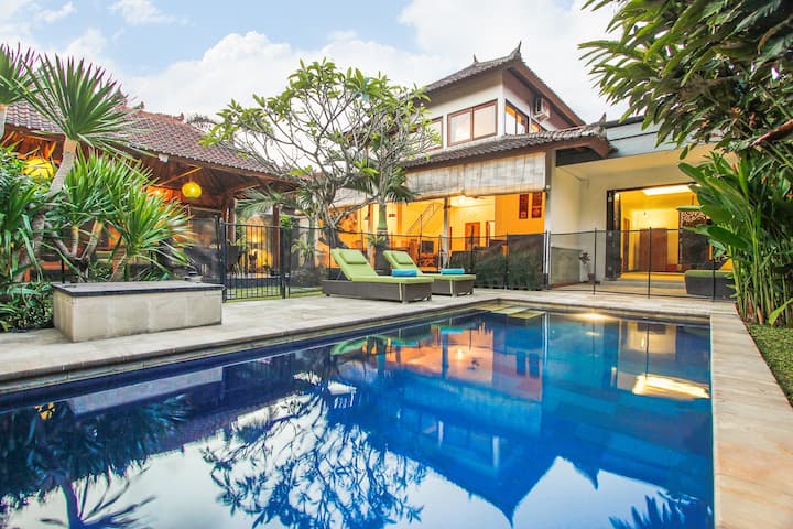 4bdr Villa - The Kids Will Love The Bunk Beds! - Seminyak