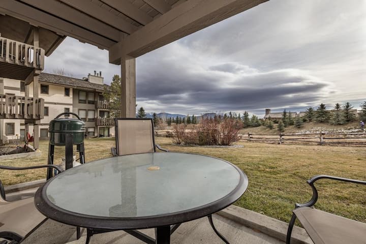 Nez Perce B1: Teton Village- Ground Condo - Pool - Teton Village, WY