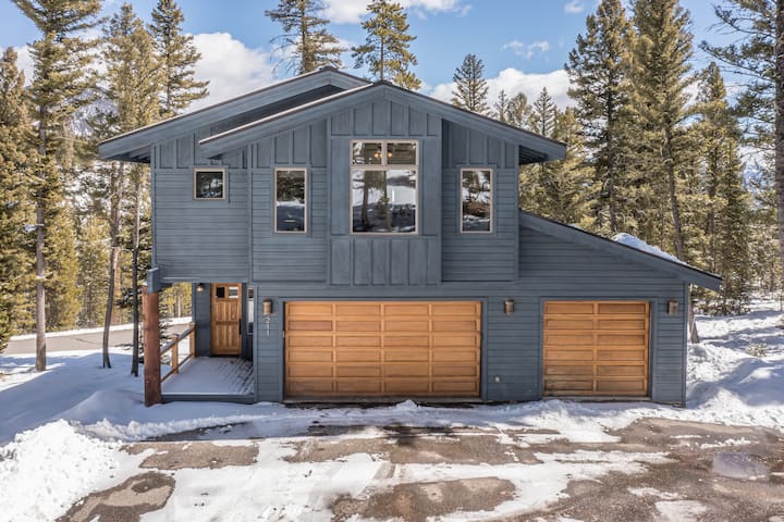 Stunning  ᨒ  Home| Hot Tub| Sauna| 5 Min To Resort - Big Sky, MT