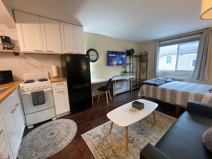Twin Oaks Extended Stay Studio - 2817 Apt 3 - Syracuse, NY