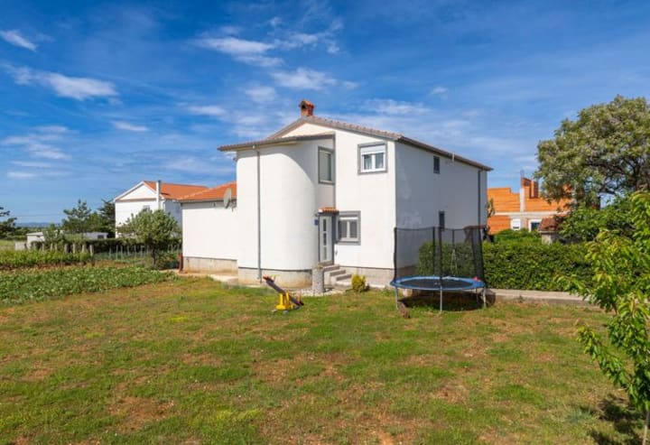 Perinic, No. 2 - Vrsi