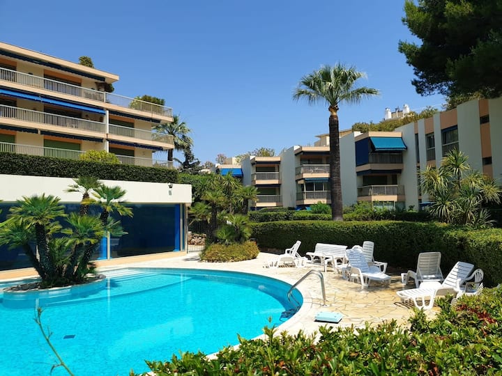 Appartement Familial Face à La Mer Avec Piscine - Cannes