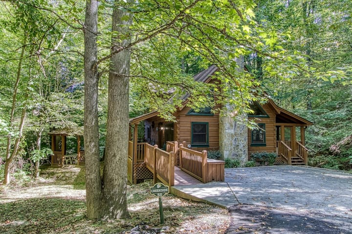 2br 2ba 1 Mi To Parkway Hot Tub & Pool Access! - Tennessee