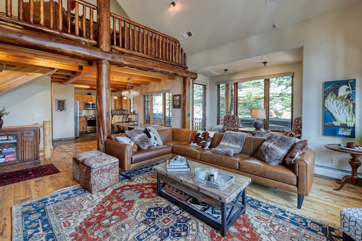 Iron Horse Lift Chalet Access | Hot Tub - Big Sky, MT