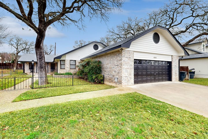 Freshly Remodeled 4br In Quiet Locale - Fredericksburg, TX