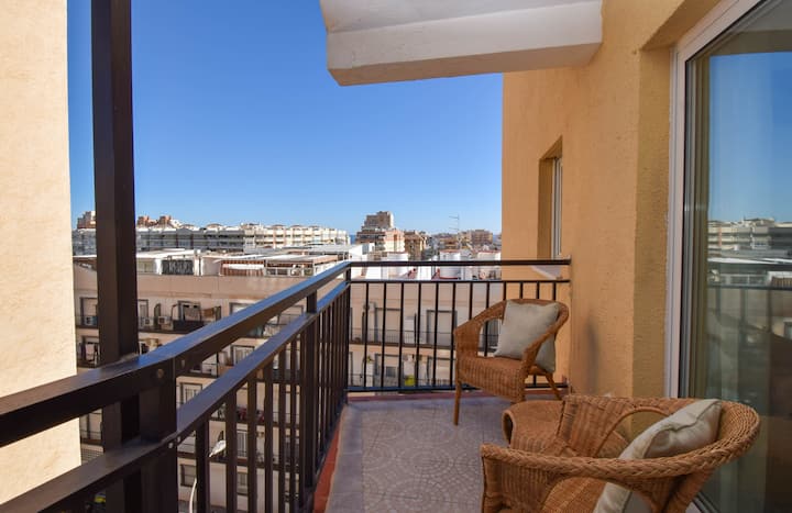 Ref: 247 Two Bedroom Apartment In Great Location I - Fuengirola