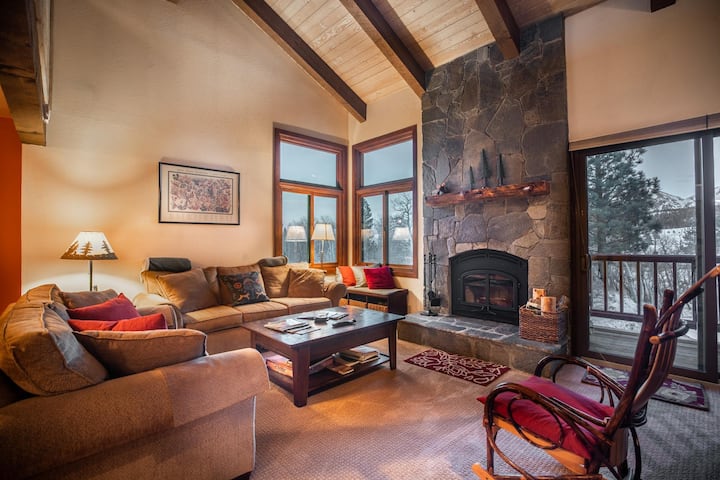Mammoth Creek Unit 28 - Mammoth Lakes, CA