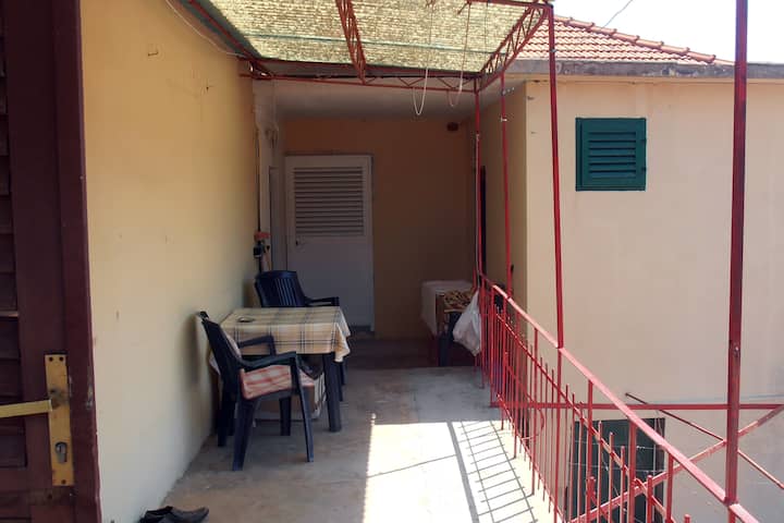 A-4051-a Appartement De Deux Chambres Avec La - Gelsa