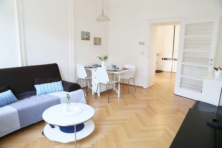 Bright Apartment | Kitchen | Well Connected - Vienna