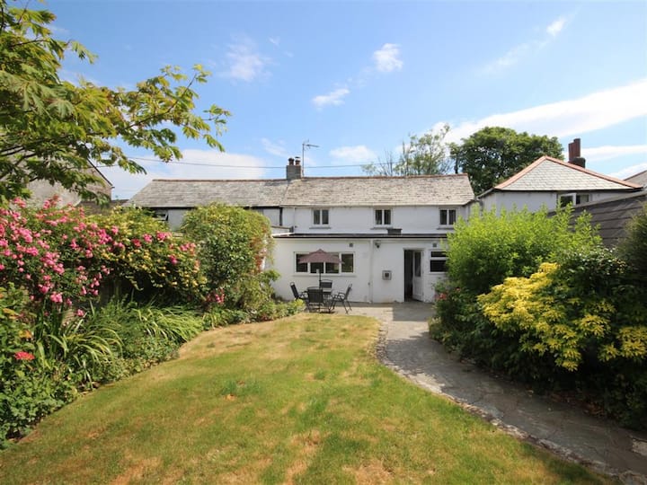 Charming Cottage In St Mabyn Nr Beaches & Moors - Wadebridge