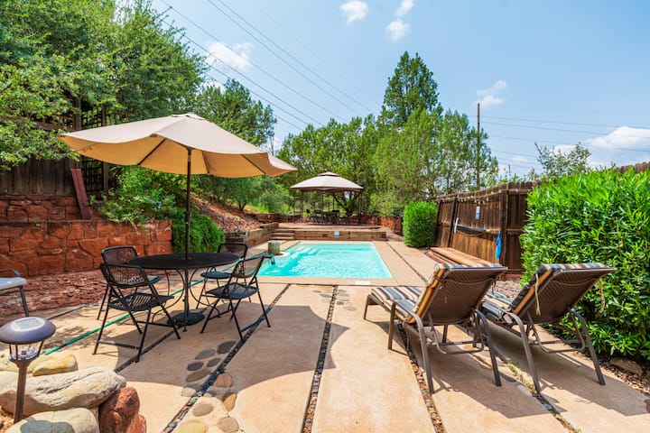 Rainbow Home On Oak Creek - Pool, Trail Access - Sedona, AZ