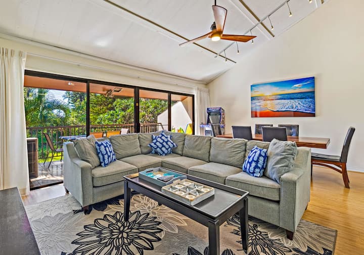 Koa Resort 1h.  3 Bedroom Deluxe Remodel. Steps To - Maui, HI