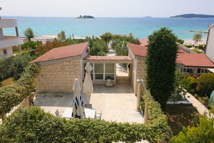 K-6226 Maison Confortable Prés De La Plage - Primošten