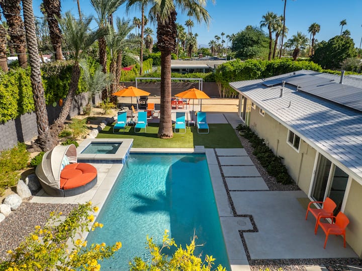Modern Ranch Heaven – Luxury Midcentury Stay - Palm Springs, CA