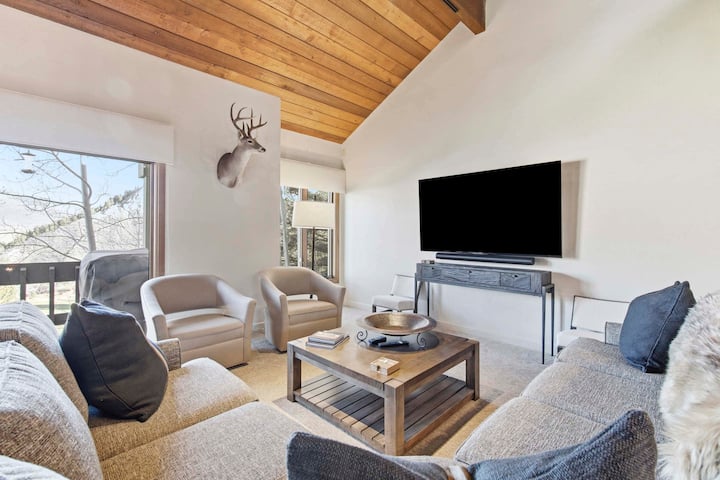Ridgepoint Townhome 118 - Avon, CO
