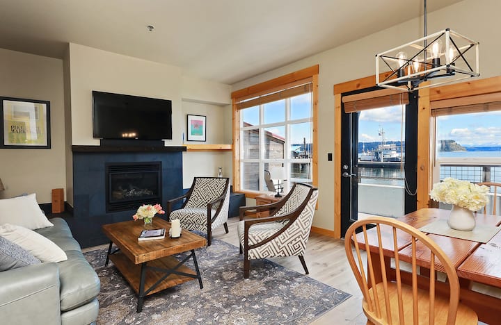 Waterfront Saratoga Passage Studio 3 - Hat Island