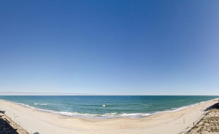 Spacious Ocean Front Condo In Ocean Dunes! - K014 - Kure Beach, NC