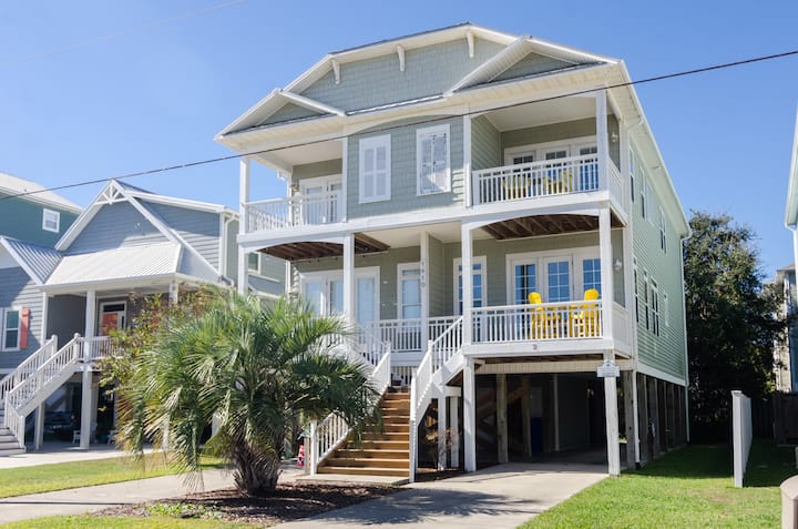 4 Bedroom Townhome 1 Block From Beach - C012 - Carolina Beach, NC