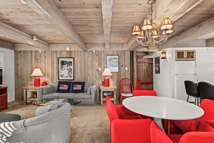 Chateau Eau Claire 1 | Condo With River Views - Aspen, CO