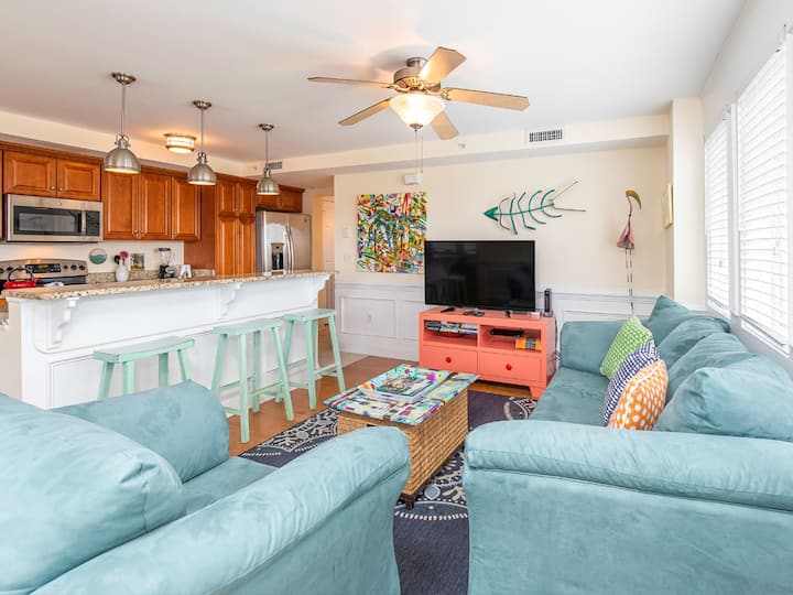 Captains Watch 9 | 1 Block To Main South Beach - Tybee Island, GA