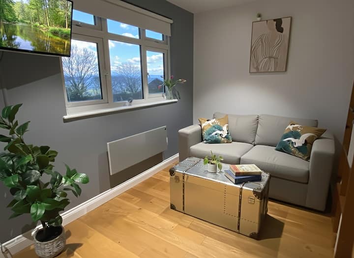 Stylish, Self Contained City Loft Apartment - Cambridge