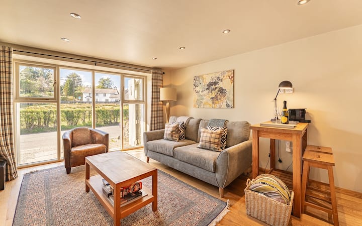 The Hayloft, Outgate, Ambleside, Pet Friendly - Elterwater