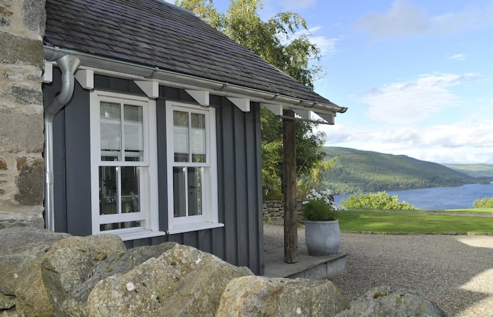 Sky Cottage - Loch Tay