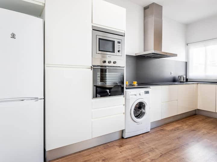 Central Stylish 2 Bdr Apartment + A/c & Wifi - Estació Nord - València